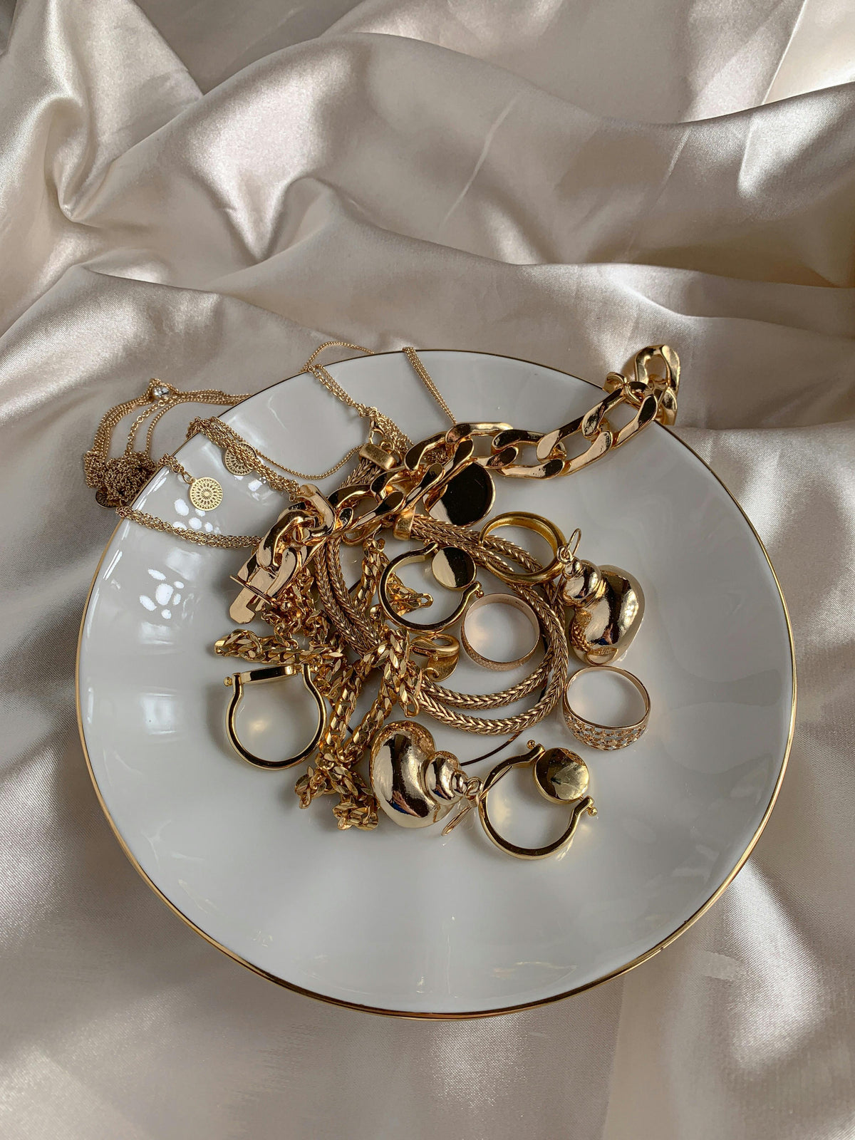 24K Gold Jewelry, Decoded: The Richest Color, Real Trade‑Offs, and Sma ...